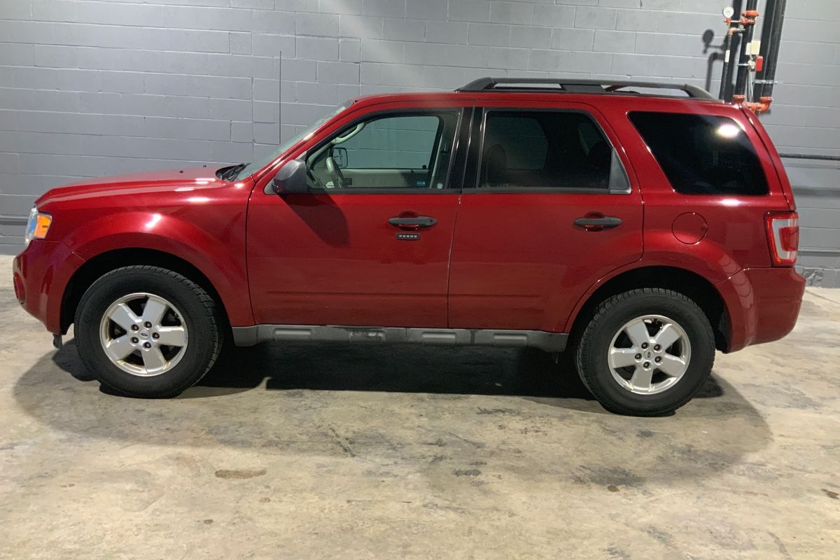 2009 Ford Escape XLT Sport Utility 4D for Sale (146,262 miles) | Swap ...