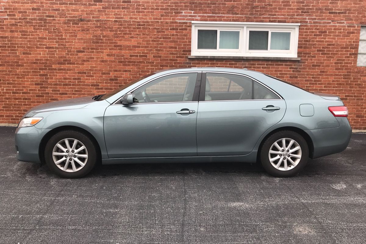 2011 Toyota Camry XLE Sedan 4D for Sale (126,320 miles) | Swap Motors