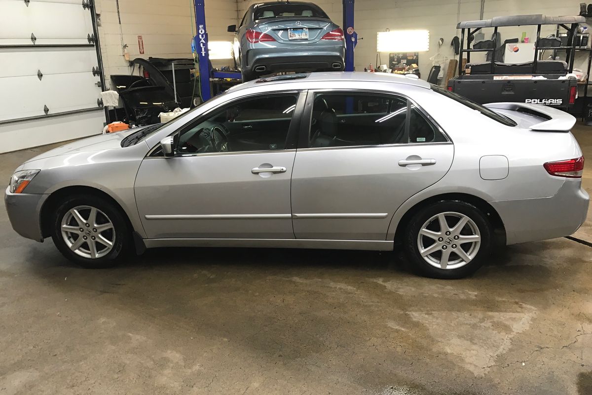 2004 Honda Accord EX-L Sedan 4D for Sale (186,988 miles) | Swap Motors